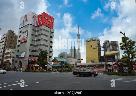 May 25, 2015, Tokyo, Japan : (L-R)Amal Clooney, Samer Alamuddin and his ...