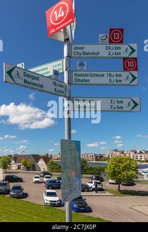 road signs, signage, signboards on N3 national toll road in Kwazulu ...