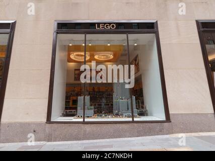LEGO Toy Store, Rockefeller center, 2021, NYC, USA Stock Photo - Alamy