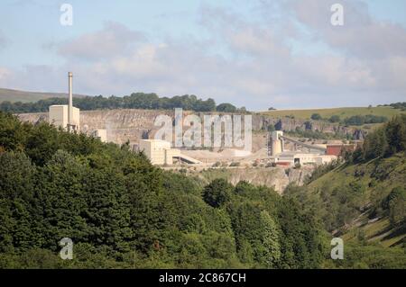 Tarmac Tunstead quarry, Derbyshire Industrial shunter's and ...