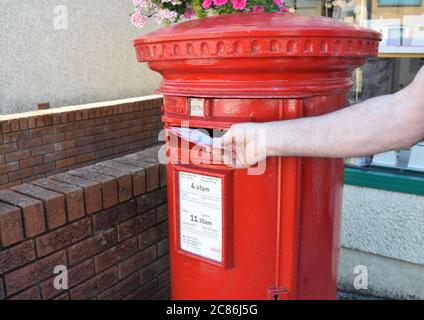 Welsh post office entrance street view Stock Photo - Alamy