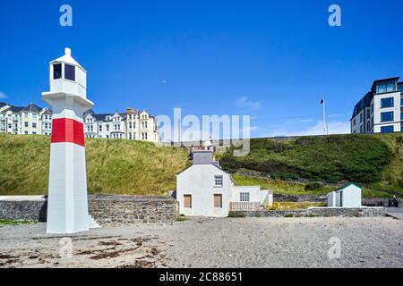 Port Erin Lighthouse & Cosy Nook Cafe, Port Erin, Isle of Man Stock ...