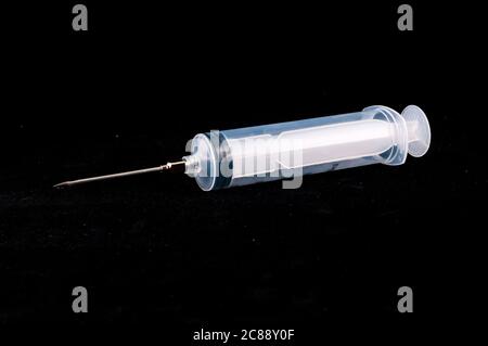 Picture of a Transparent White Classic Syringe Stock Photo - Alamy