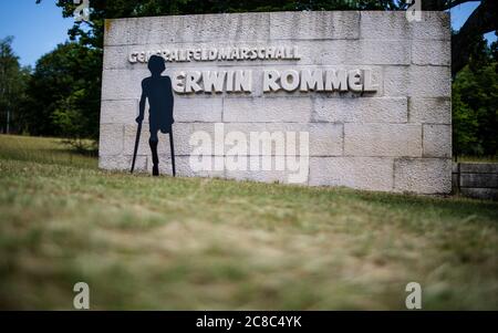 Heidenheim An Der Brenz, Germany. 23rd July, 2020. A new sculpture of a ...