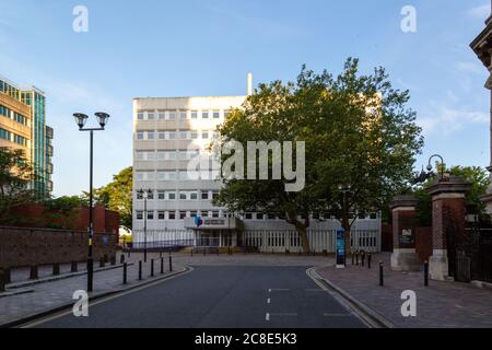 University of Portsmouth, the King Henry Building, in Portsmouth city ...