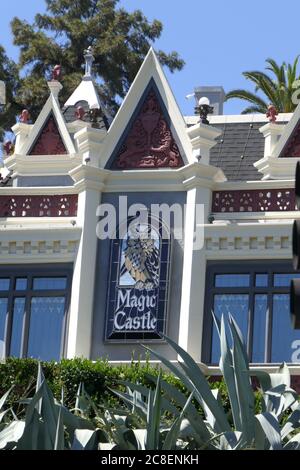 Los Angeles, California: Gilbert House at 1333 Alvarado Terrace ...