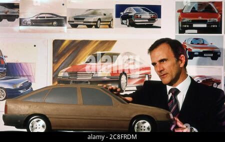Wayne Cherry Design Director of Vauxhall in his studio in 1988 Stock ...
