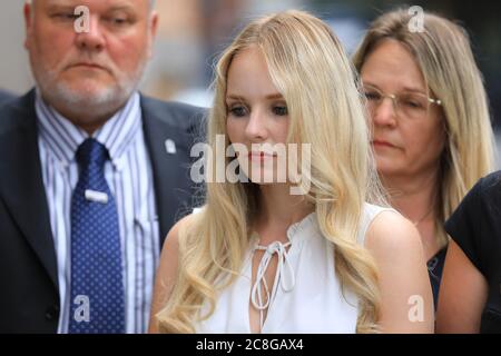Lissie Harper, the widow of Pc Andrew Harper, leaves the Old Bailey in ...