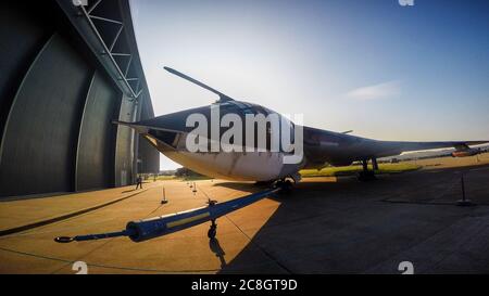 RAF HANDLEY PAGE VICTOR TANKER NOSE ART FROM GULF WAR Stock Photo - Alamy