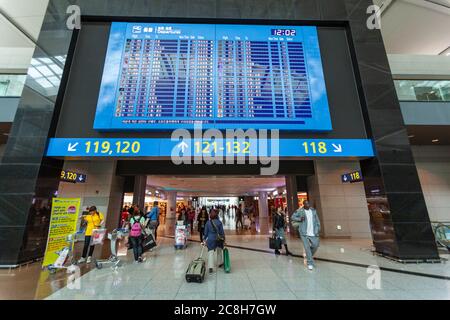 Incheon Airport international terminal gates and people Stock Photo - Alamy