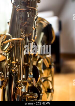 bright brass texture close up Stock Photo - Alamy