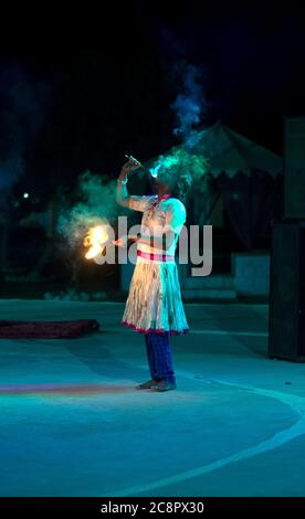 Fire eater ( India Stock Photo - Alamy