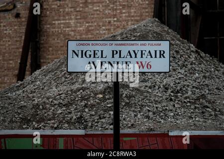 Hammersmith Town Hall, Nigel Playfair Avenue, Hammersmith, London, W8 ...