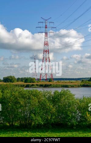 Elbe crossing 1: transmission tower on river Elbe, view from southern ...