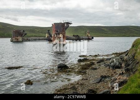 The Buchan Alpha decommissioned oil platform that when being dismantled ...