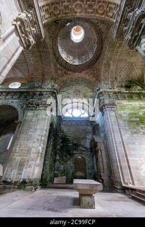 Nave of Sobrado Abbey, Sobrado, Galicia, Spain Stock Photo - Alamy