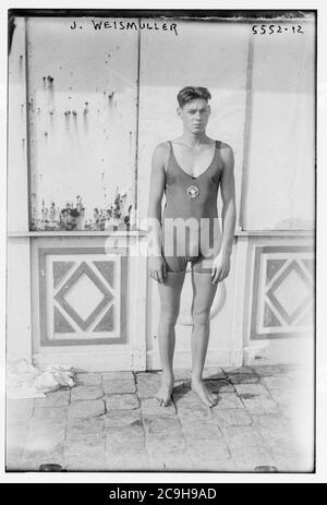 Johnny Weismuller Tarzan Stock Photo - Alamy