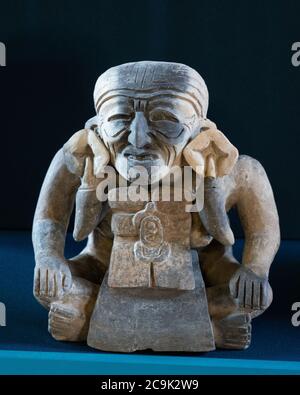 An elderly indigenous Zapotec man in a straw hat in San Miguel del ...