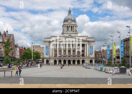 Council House, Old Market Square, Nottingham city centre Stock Photo ...