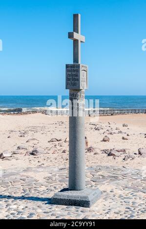 CAPE CROSS, NAMIBIA - JUNE 2011: A grave in the Namib Desert near Cape ...