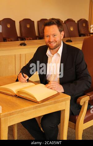 Hauptdarsteller Oliver Scheffel (Fritz Unrecht); Produzent Thomas ...