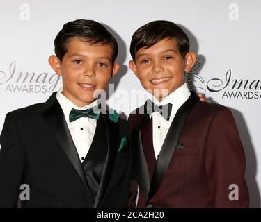 LOS ANGELES - AUG 25: Ethan Kent, Gavin Kent at the 33rd Annual Imagen ...