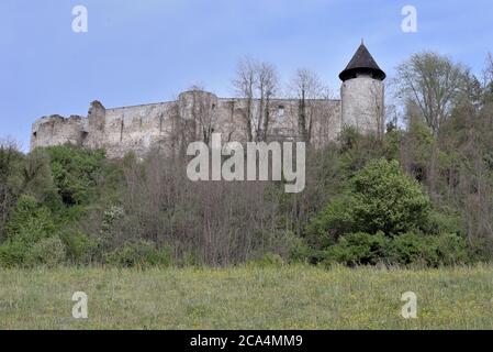 NOVIGRAD CASTLE ON THE DOBRA RIVER IN KARLOVAC, CROATIA Stock Photo - Alamy