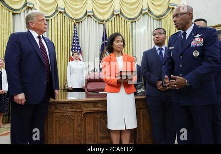 Sharene Brown, wife of U.S. Air Force Chief of Staff Gen. Charles Q ...