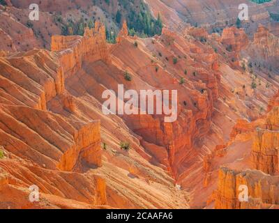 Beautiful landscape saw from Sunset View Overlook of Cedar Breaks ...