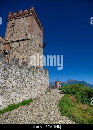 Pavone Castle, Pavove Canavese, Turin, Italy Stock Photo - Alamy