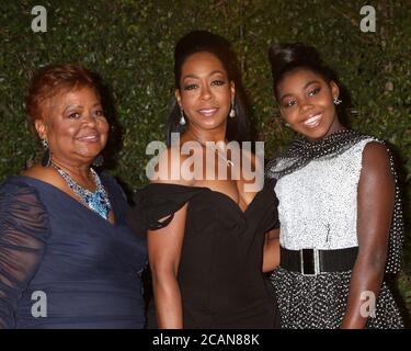 PASADENA, CA - JANUARY 5: Actress Tichina Arnold and actress Tisha ...