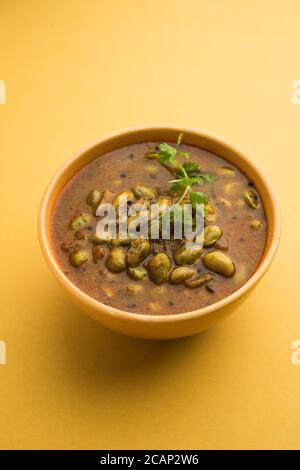Pavta Bhaji or Lima Beans Curry Recipe also known as Popat Dana sabzi ...