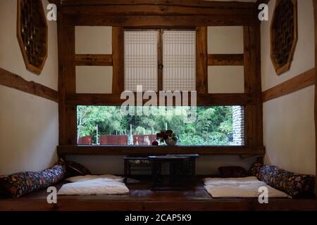 Traditional Korean Table and Beautiful Wooden furnitures of Korean ...