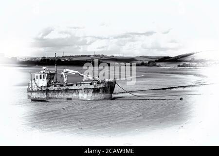 Ferryside Beach, Carmarthenshire, Wales, UK. 22nd September, 2016. UK ...
