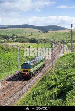 Two West Coast Railways diesels arriving at Carnforth 26th April 2023 ...