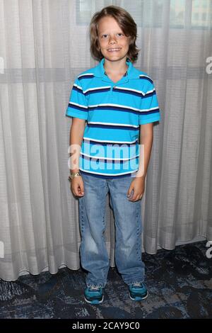 LOS ANGELES - JUN 22: Finnegan George, Heather Tom at the Bold and the ...