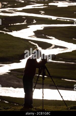 Sertar, China's Sichuan Province. 9th July, 2024. Tibetan macaques are ...