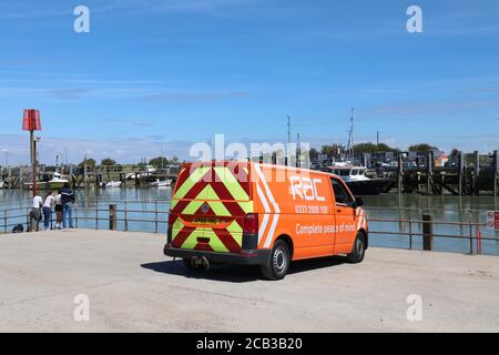 RAC VOLKSWAGEN BREAKDOWN ASSISTANCE VAN BY A RIVER Stock Photo - Alamy