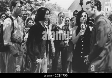 Neve Campbell & Jerry O'Connell Film: Scream 2 (USA 1997) Characters ...
