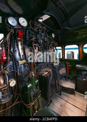 Green Arrow LNER steam locomotive on the Settle to Carlisle railway ...