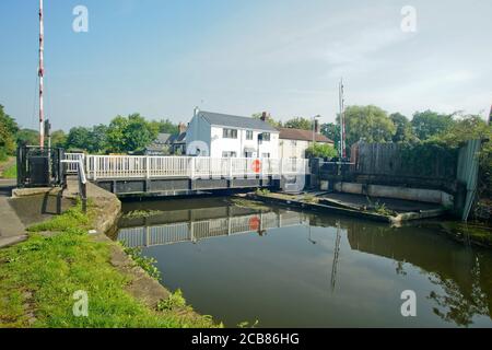 Canal in Maghull, Merseyside Stock Photo - Alamy