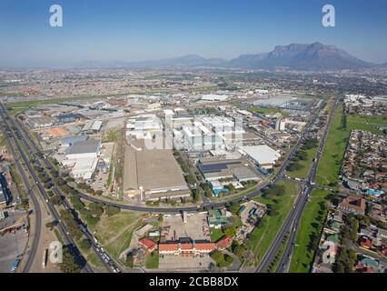 Fire in Cape Town, South Africa A photojournalist photographs a ...