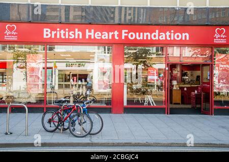 British heart Foundation store front, Cardiff, South Wales Stock Photo ...