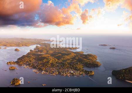 Bright sunny sunset at Tofino, Vancouver Island, British Columbia ...
