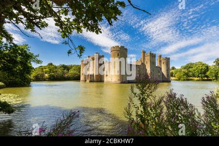 Bodiam Castle and Moat, Sussex England UK English medieval castles ...