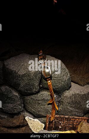 Exhibits of Raikan appearing in Attack on Titan / Shingeki no kyojin ...