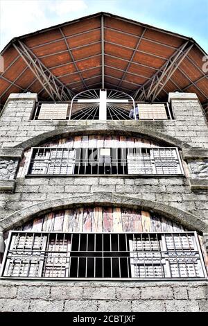 Beautiful wooden windows, Old wooden house, Tomsk, Tomsk Oblast, Russia ...