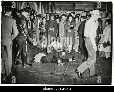 During 'Zoot Suit' riot, Los Angeles in 1943 Sailors and Marines ...