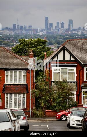 Oldham, town in Greater Manchester, Parish Church. - Oldham - England ...