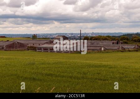 View of farm buildings on Topcliffe Lane, Tingley Stock Photo - Alamy